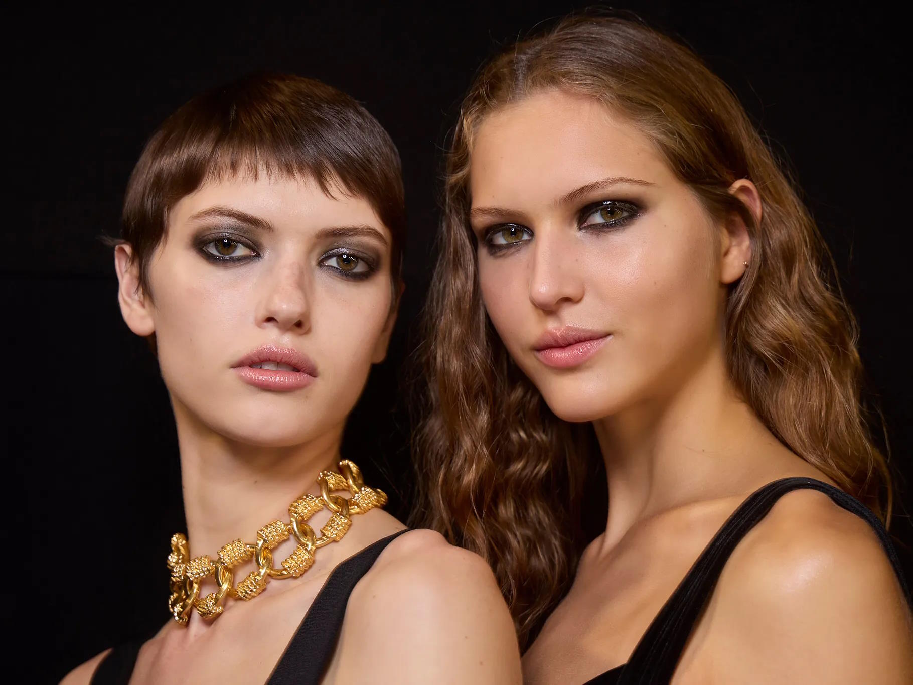 Fall 2024 makeup and hair trends: from comfortable grunge to bangs in ...
