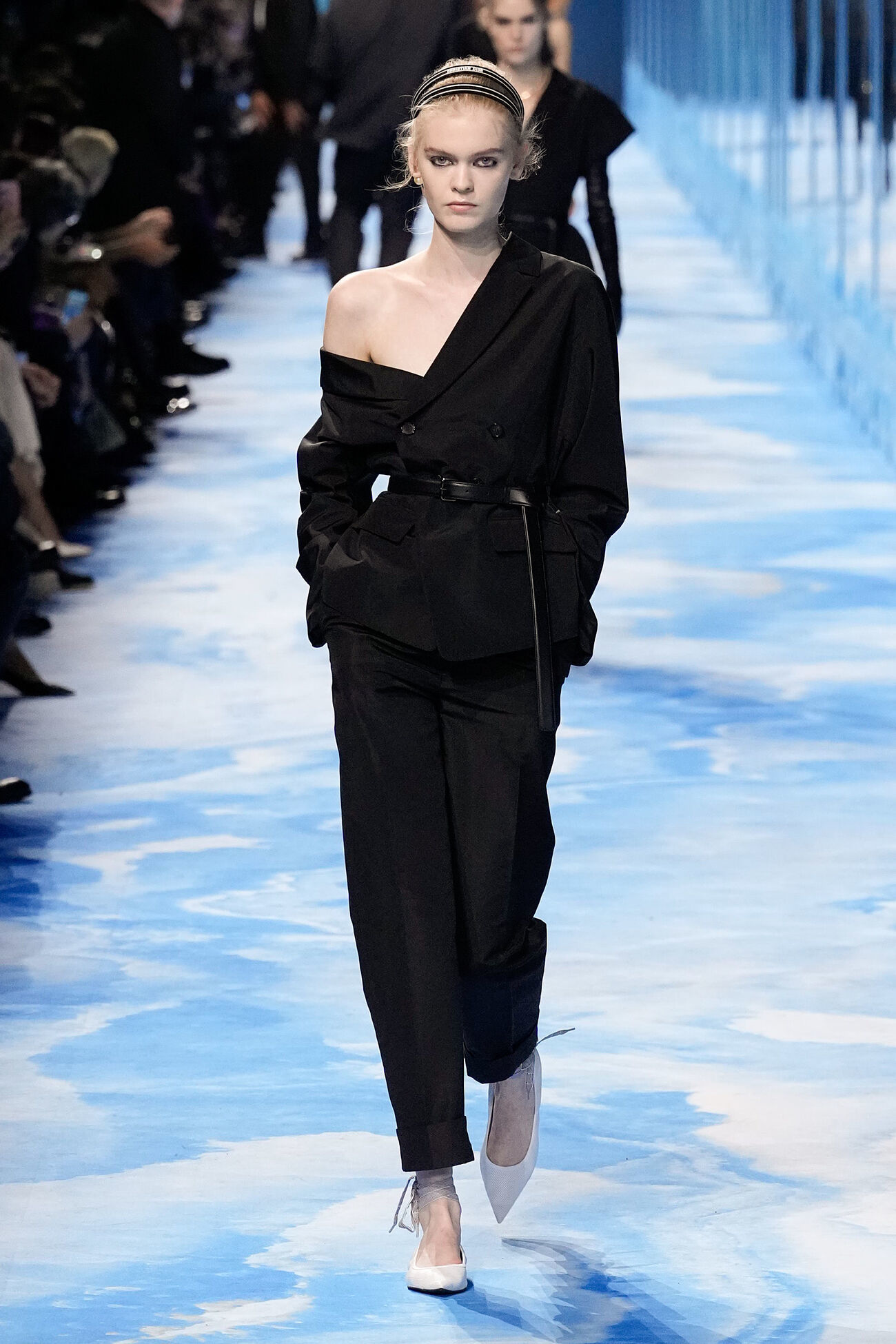 Dior Spring/Summer 2025 show: the new Amazons conquer the Paris catwalk ...