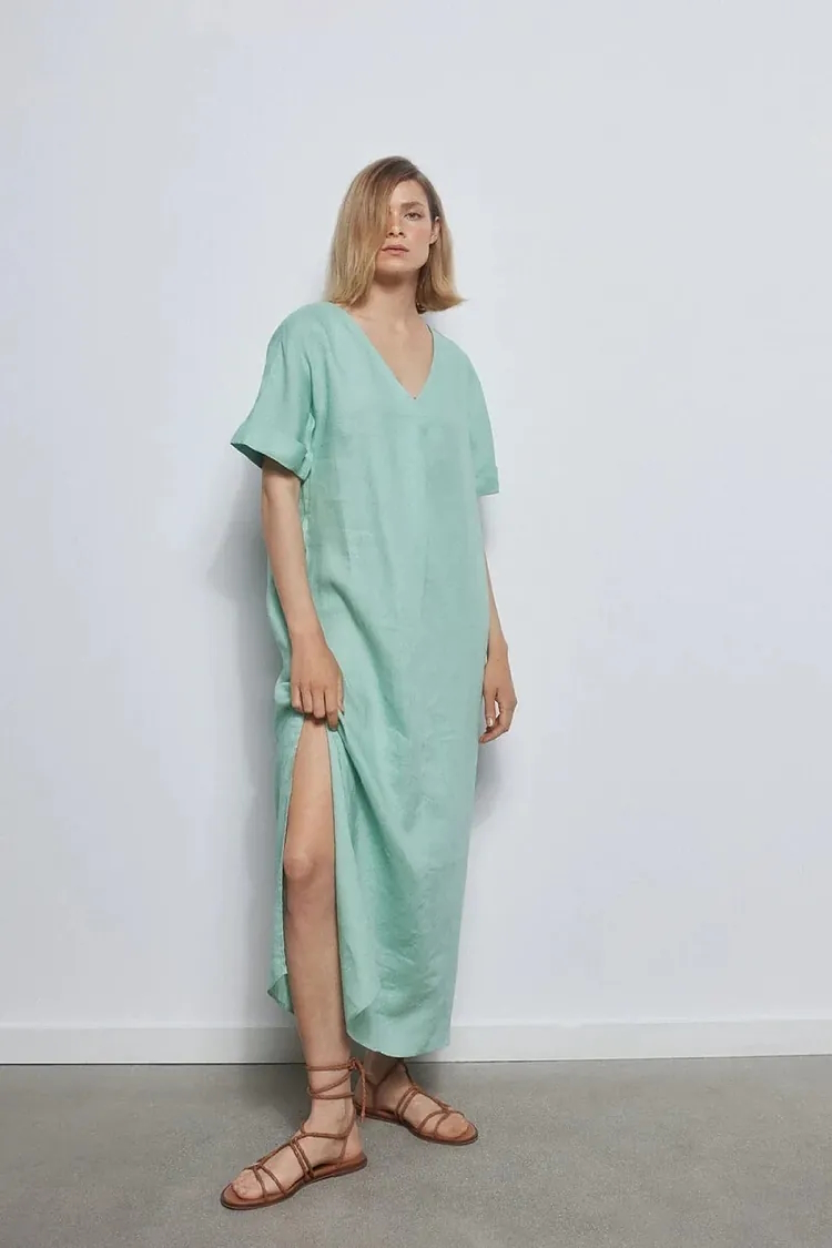 7 comfortable and versatile linen dresses of Cortefiel