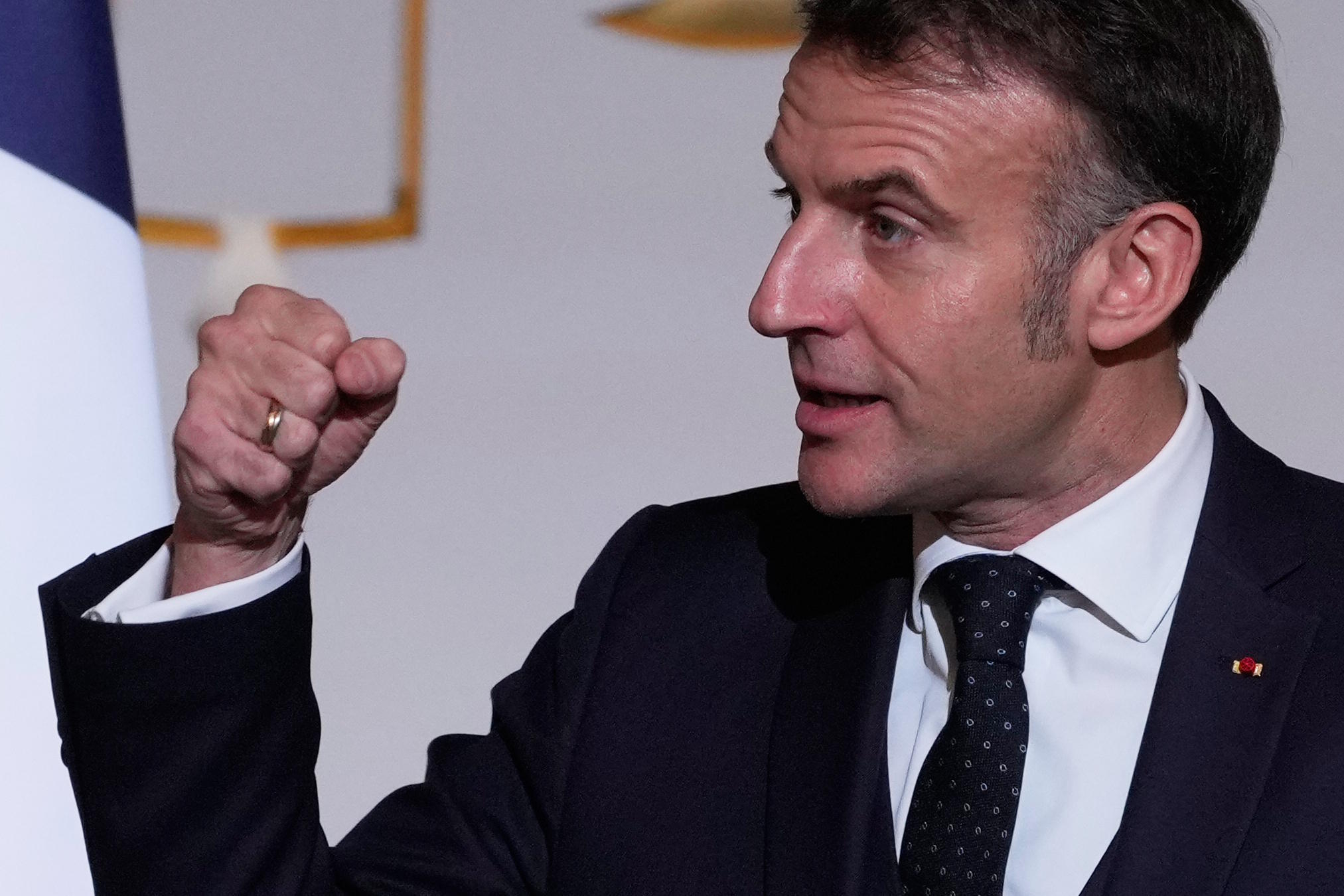 Macron: "US is moving away from its allies and major powers want to ...