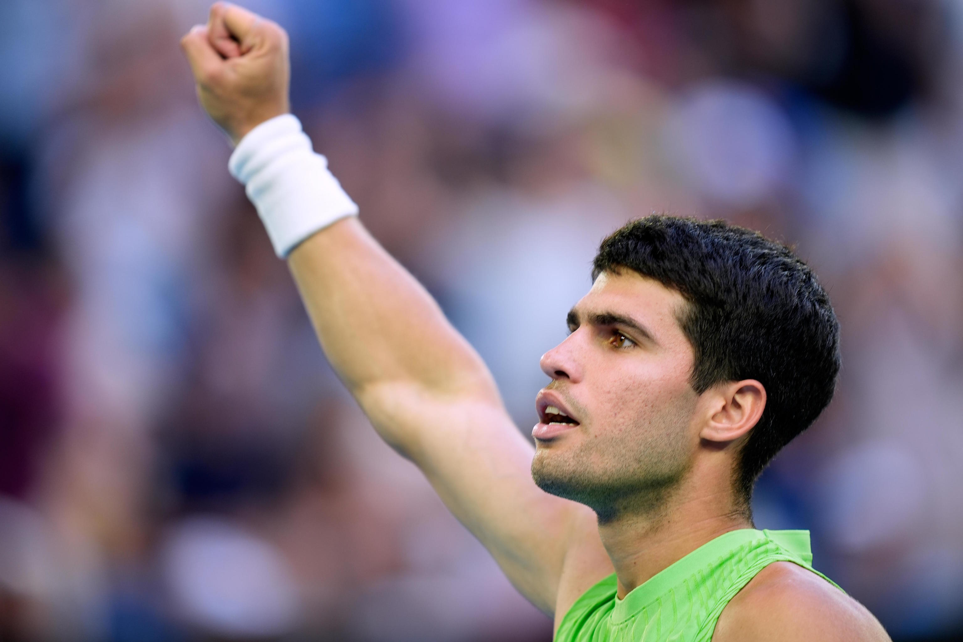 Alcaraz achieves one of the most epic victories of his life by ...